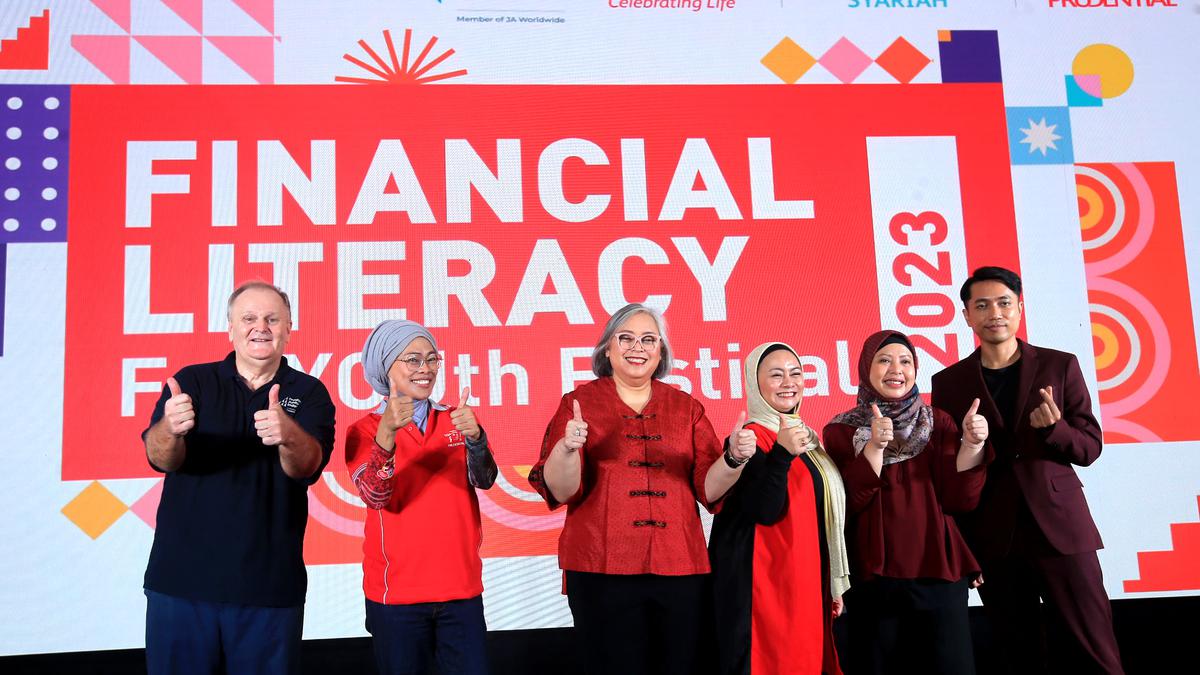 Literasi Finansial Untuk Generasi Muda Regional