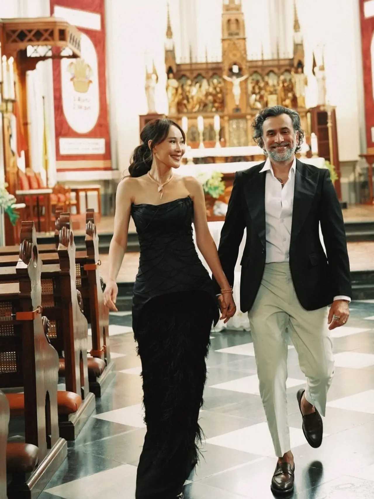 7 Potret Pembaharuan Janji Nikah Jeremy Thomas dan Ina, Bak Pengantin ...