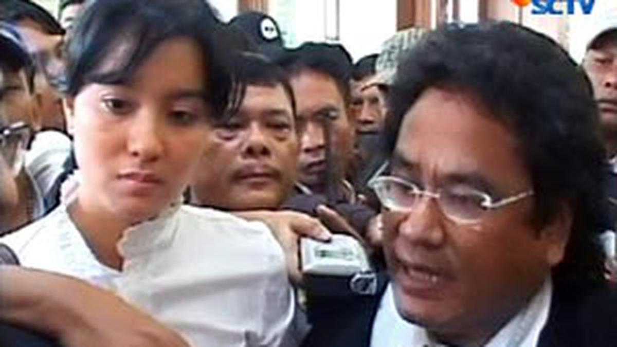 Marcella Dituntut 18 Bulan Penjara - ShowBiz Liputan6.com