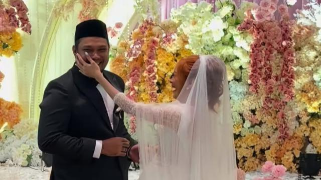 Virgoun dan Lindi Fitriyana Menikah di Tanggal Cantik, Detail Maskawin ...