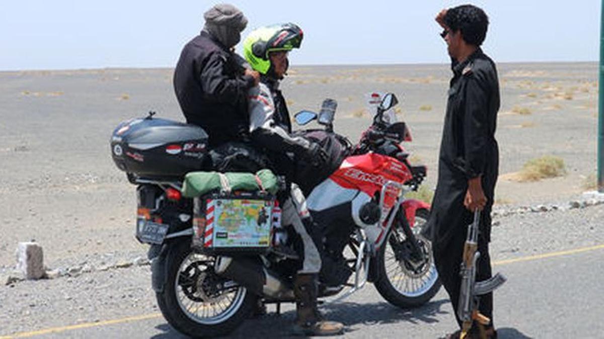 Solo Riding Jakarta-London, Rider Indonesia Berbagi Kisah Menegangkan ...