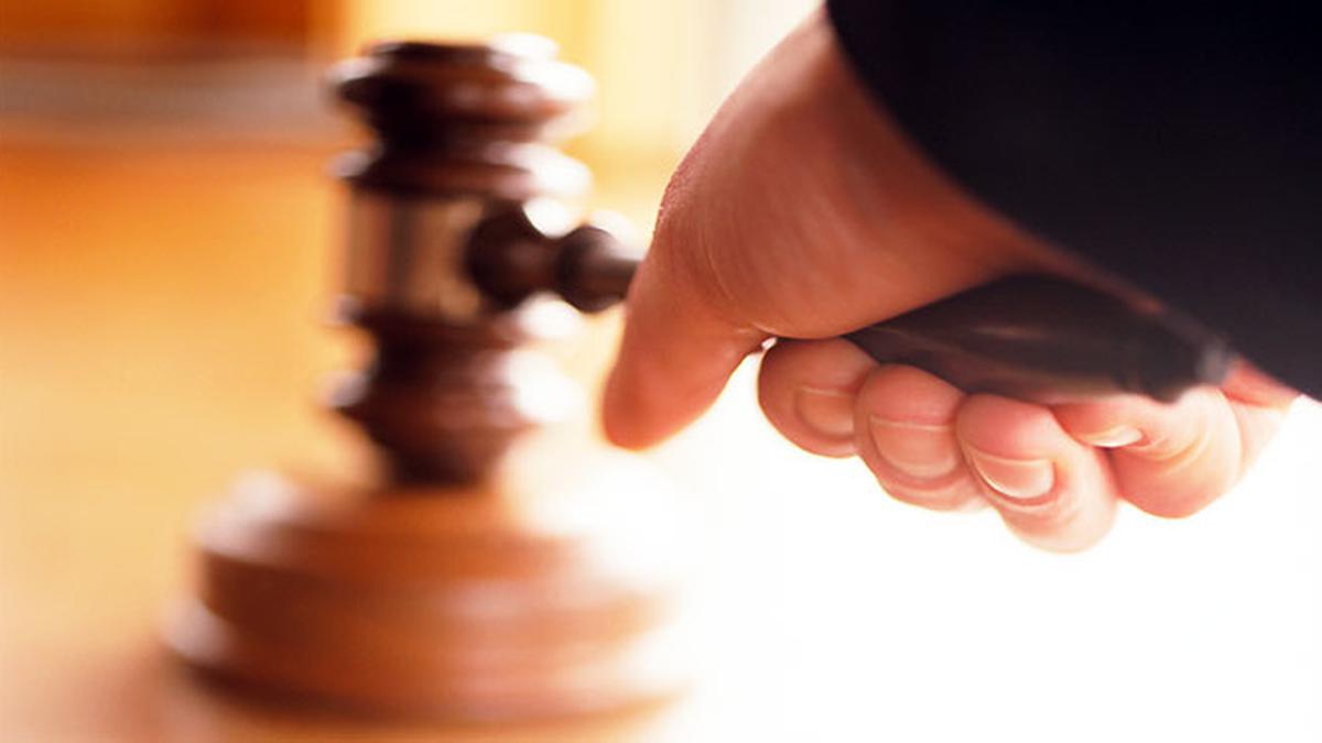 James Tolak Bersaksi untuk Terdakwa Suap Pajak Bhakti Investama - News ...