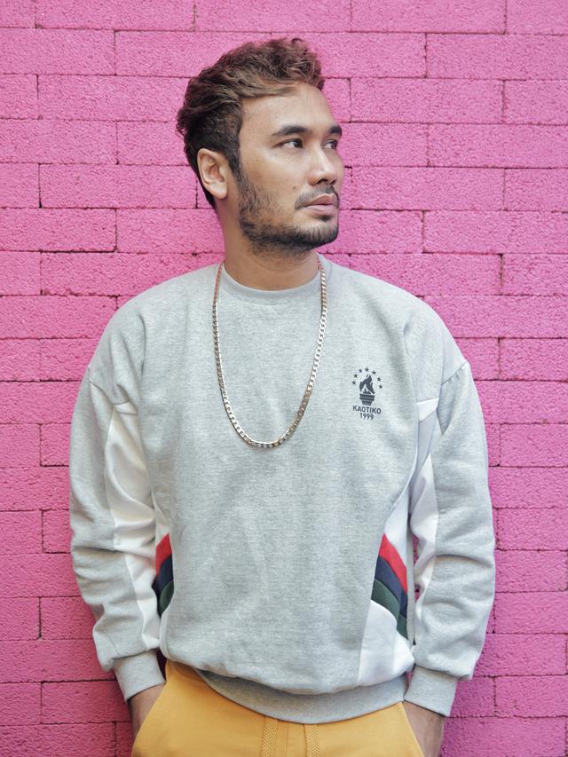 Rilis 'Seniman', JFlow Kenang Masa-Masa Tawarkan CD Demo ...