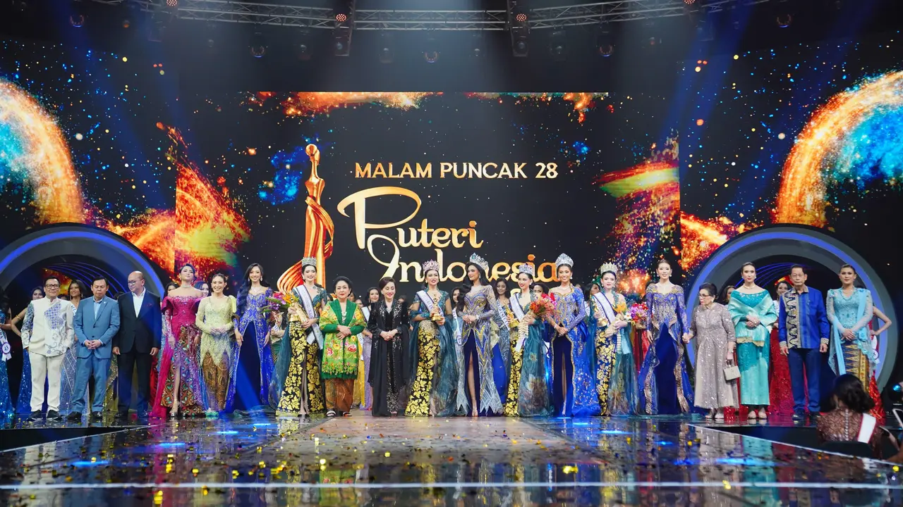 Momen Unik Bos BCA jadi Juri Grand Final Puteri Indonesia 2025, Titip ...