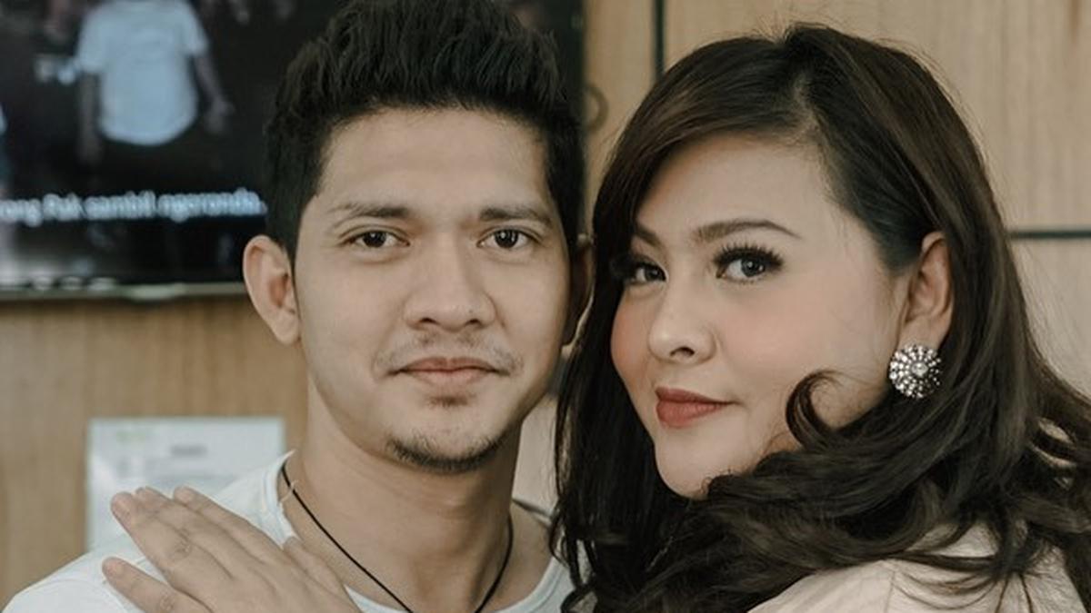 7 Potret Mesra Audy Item dan Iko Uwais, Curi Perhatian saat Pemotretan ...