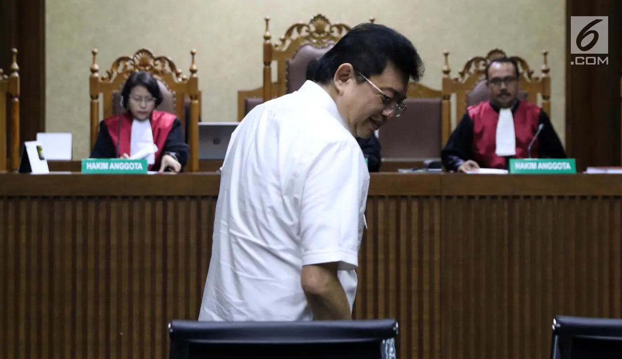 FOTO: Pengacara Lucas Kembali Jalani Sidang Lanjutan - Foto Liputan6.com