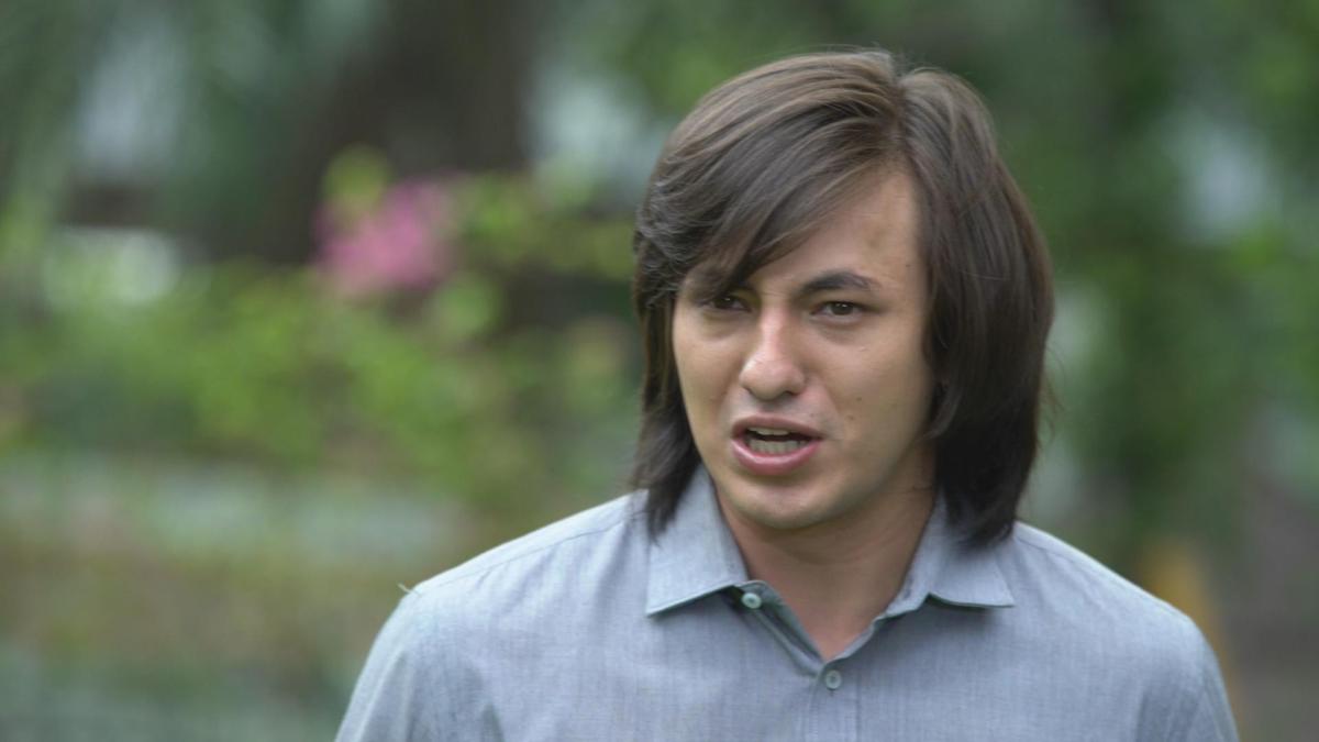 Tonton Akting Keren Dylan Carr di Sinetron Dia Bukan Manusia Episode ...