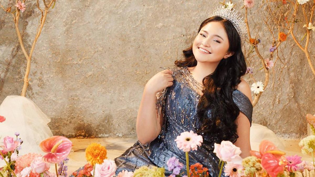 Rayakan Hari Ibu, Ini Pemotretan Marshanda dan Siena yang Tampil Bak ...