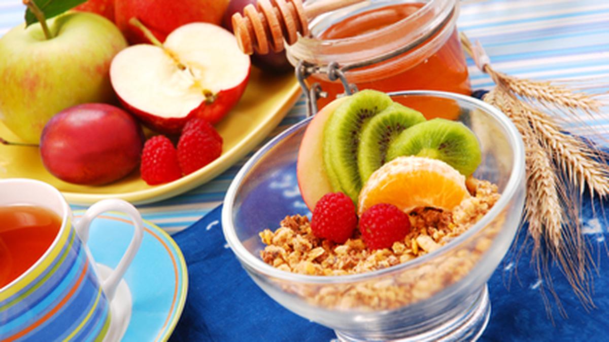 Contoh Menu Diet dalam Sehari ala Ade Rai