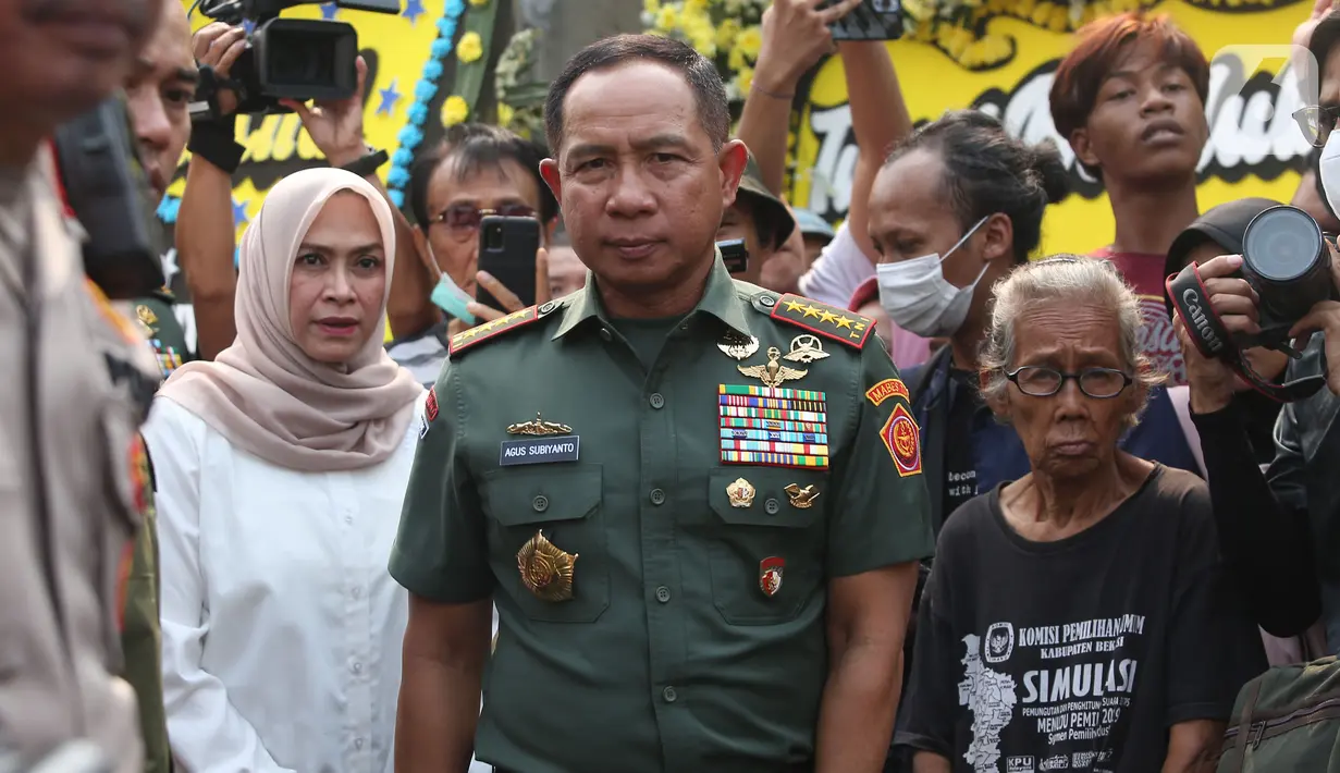 Empat Wakil Presiden dan Sejumlah Tokoh Melayat ke Kediaman Hamzah Haz ...
