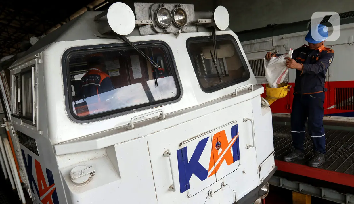 Sambut Libur Nataru 2024/2025, PT KAI Pastikan Kelayakan Lokomotif Kereta Api Jarak Jauh - Foto ...