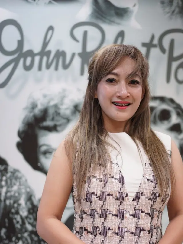 Indri Anjar Kartika Sari: Ibu-Ibu Digital yang Siap Menginspirasi Lewat ...