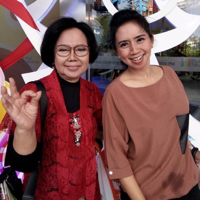 Sama-sama Jadi Chef, Ini 6 Momen Kebersamaan Sisca Soewitomo dan Novia ...