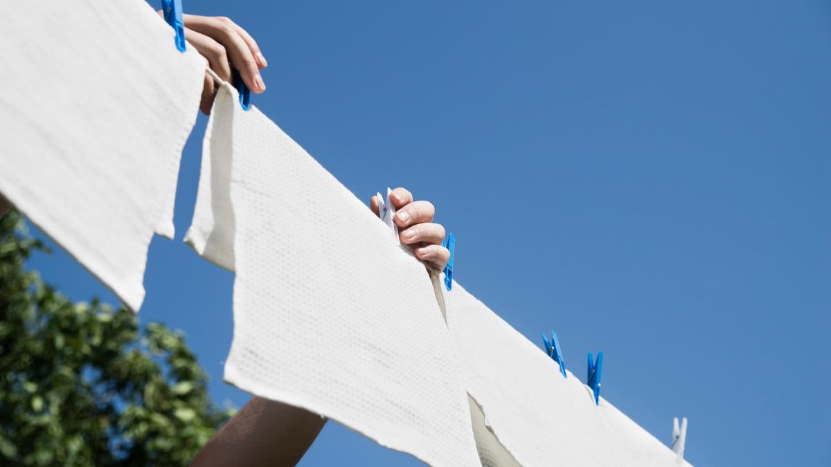 How to Wash White Clothes and How to Brighten Them Up