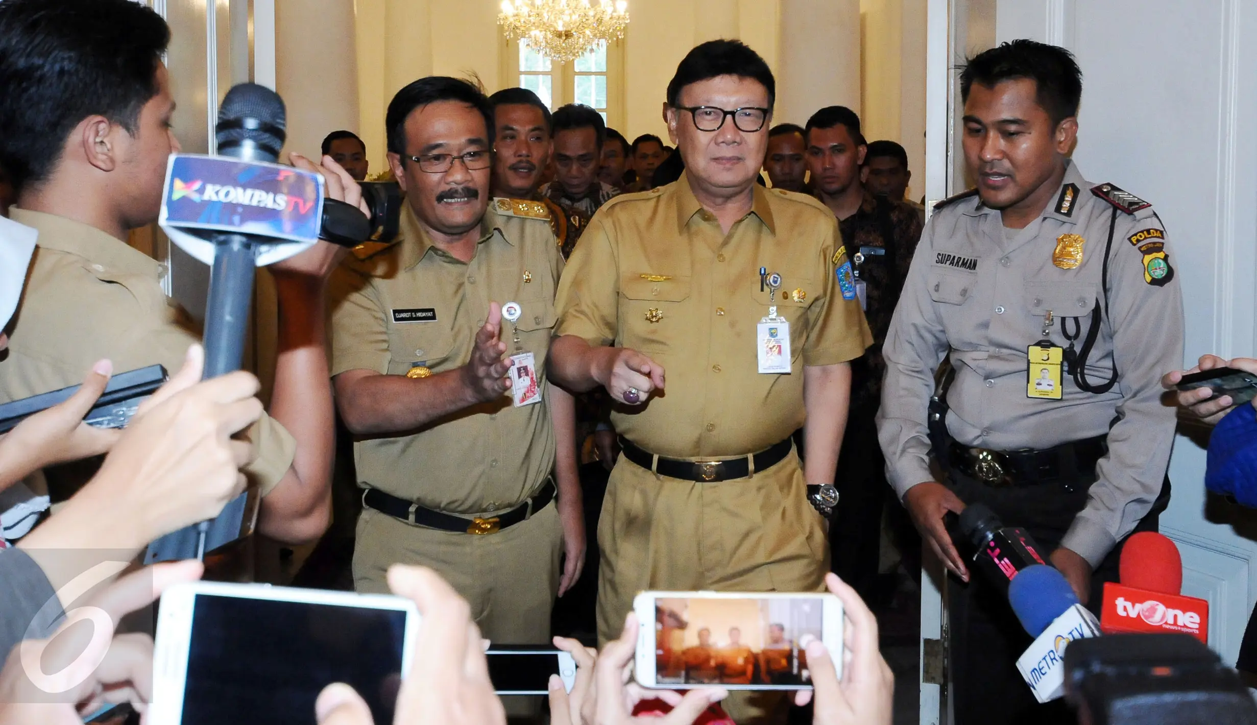 Djarot Resmi Jabat Plt Gubernur DKI Jakarta - Foto Liputan6.com