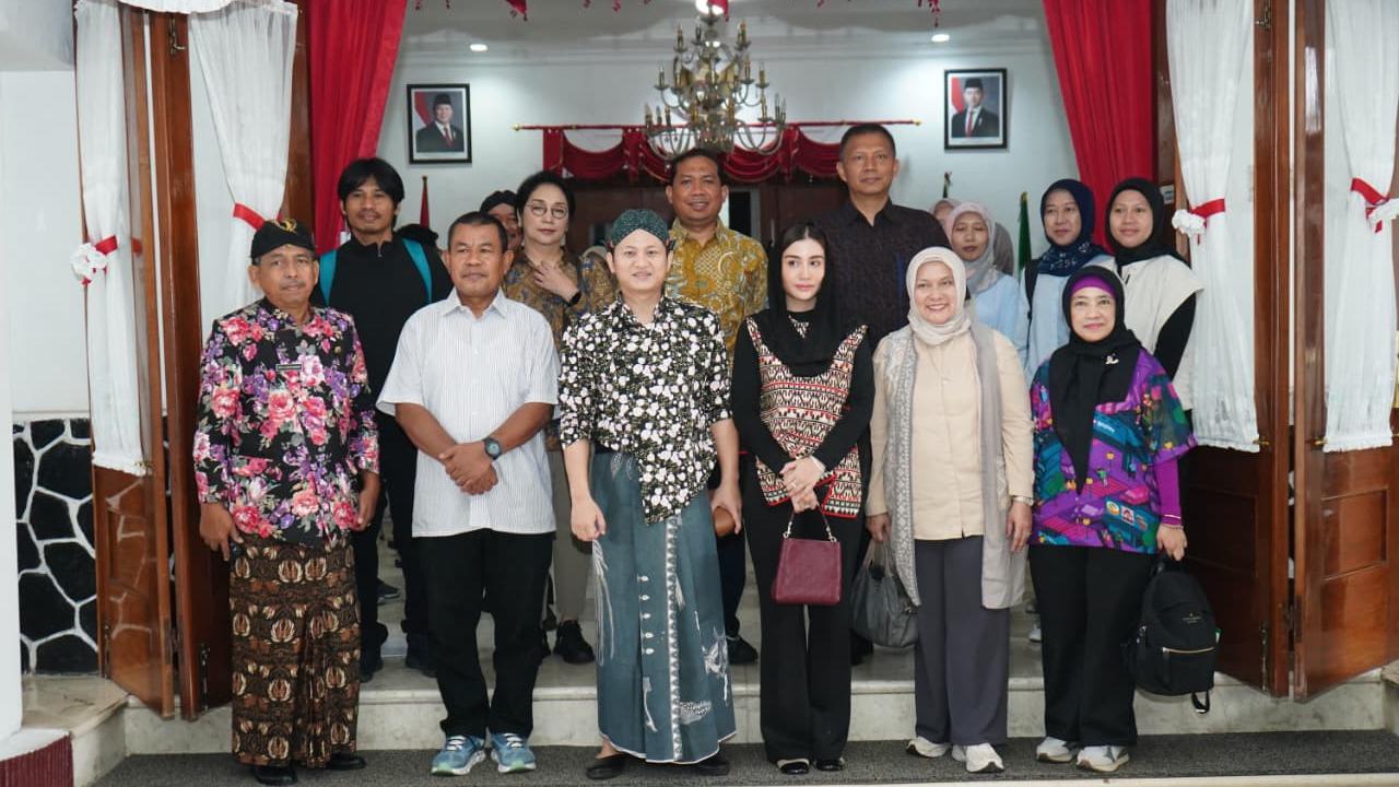 Novita Hardini, Anggota DPR RI Dapil VII Jatim, Datangkan Kemenpar ...