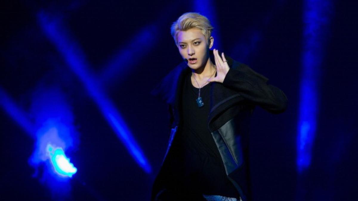 Tao Dikabarkan Keluar dari EXO karena Di-bully Personel Lainnya ...