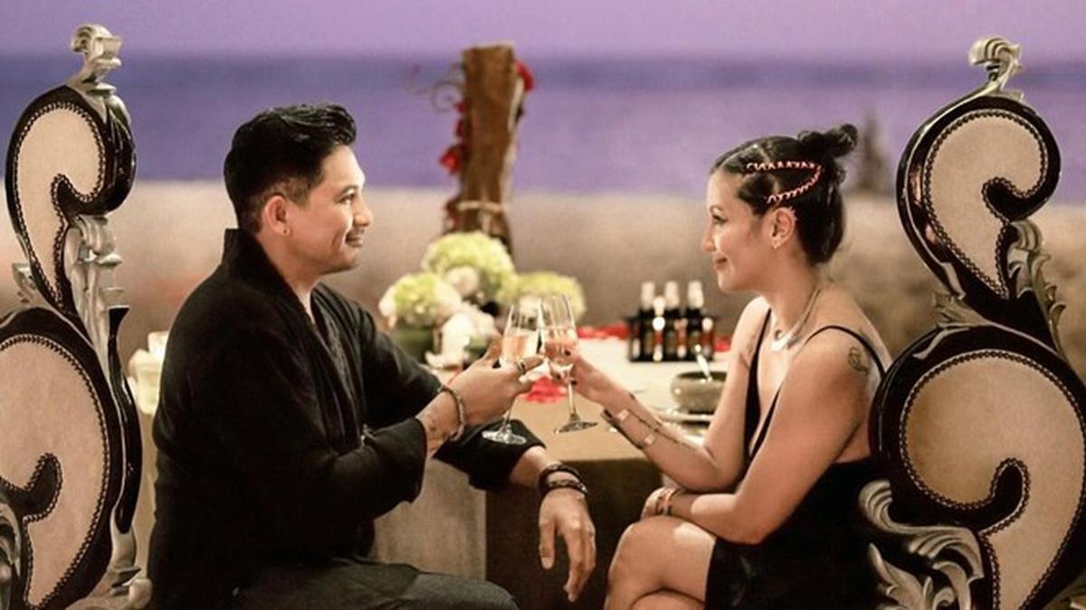 8 Potret Ryan Delon dan Sharena Liburan Berdua di Bali, Jalani Ritual Melukat - Hot Liputan6.com