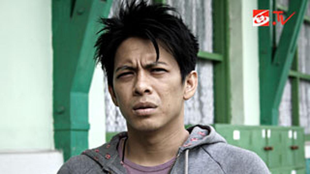 Ariel Peterpan Koloborasi dengan Waru Band - ShowBiz Liputan6.com