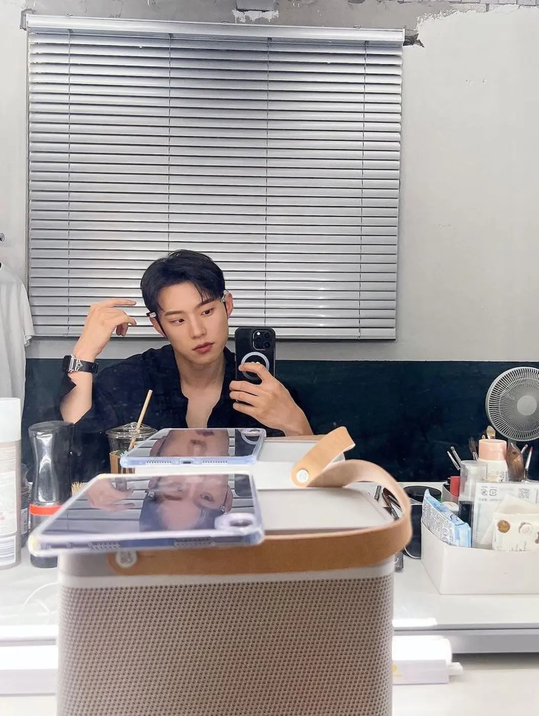 Potret Kim Sung Cheol dengan Pesona yang Manis, Gantikan Yoo Ah In di ...