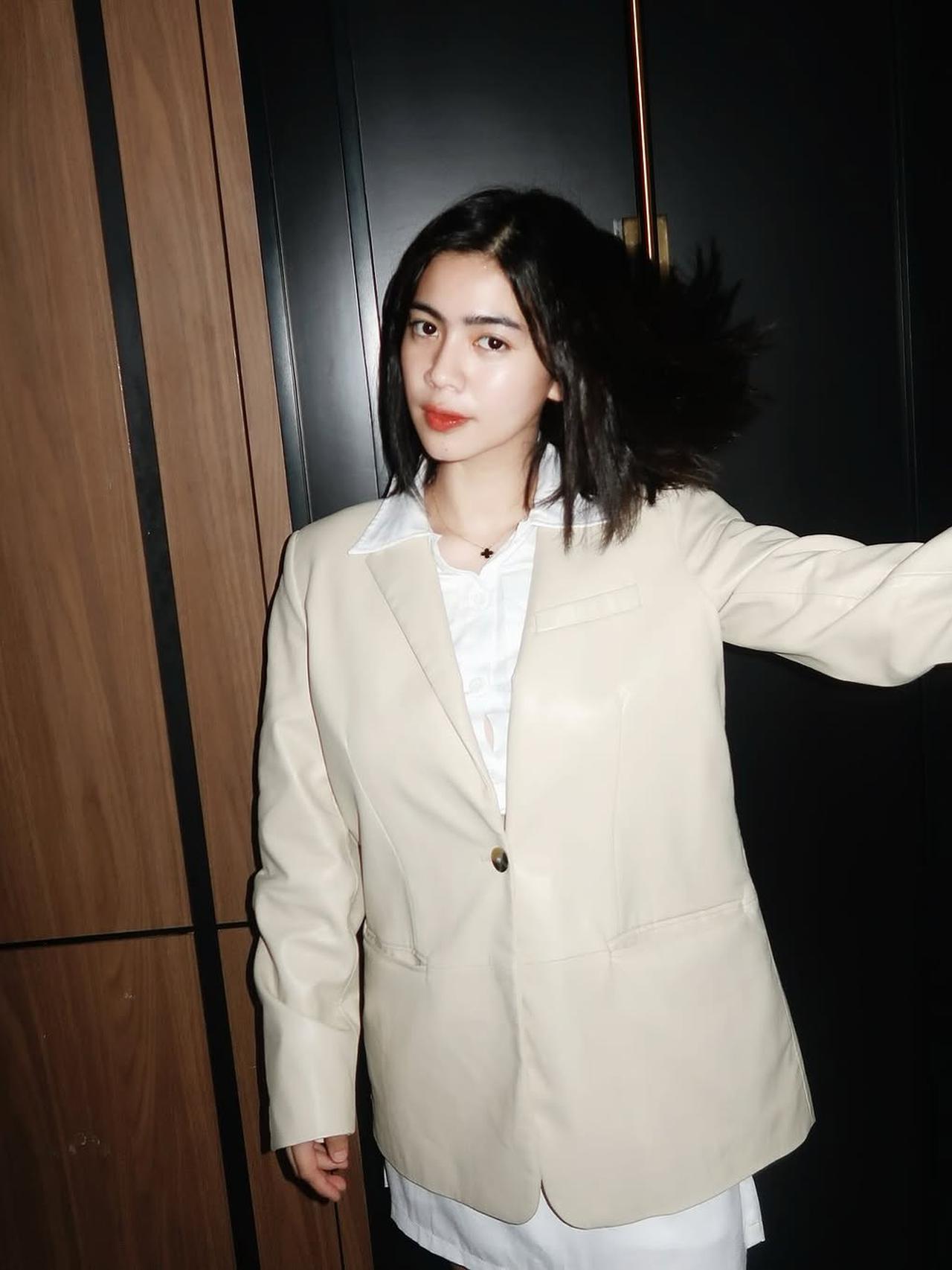 6 Potret Felicya Angelista Kembali Bekerja Usai Sempat Jatuh Sakit ...