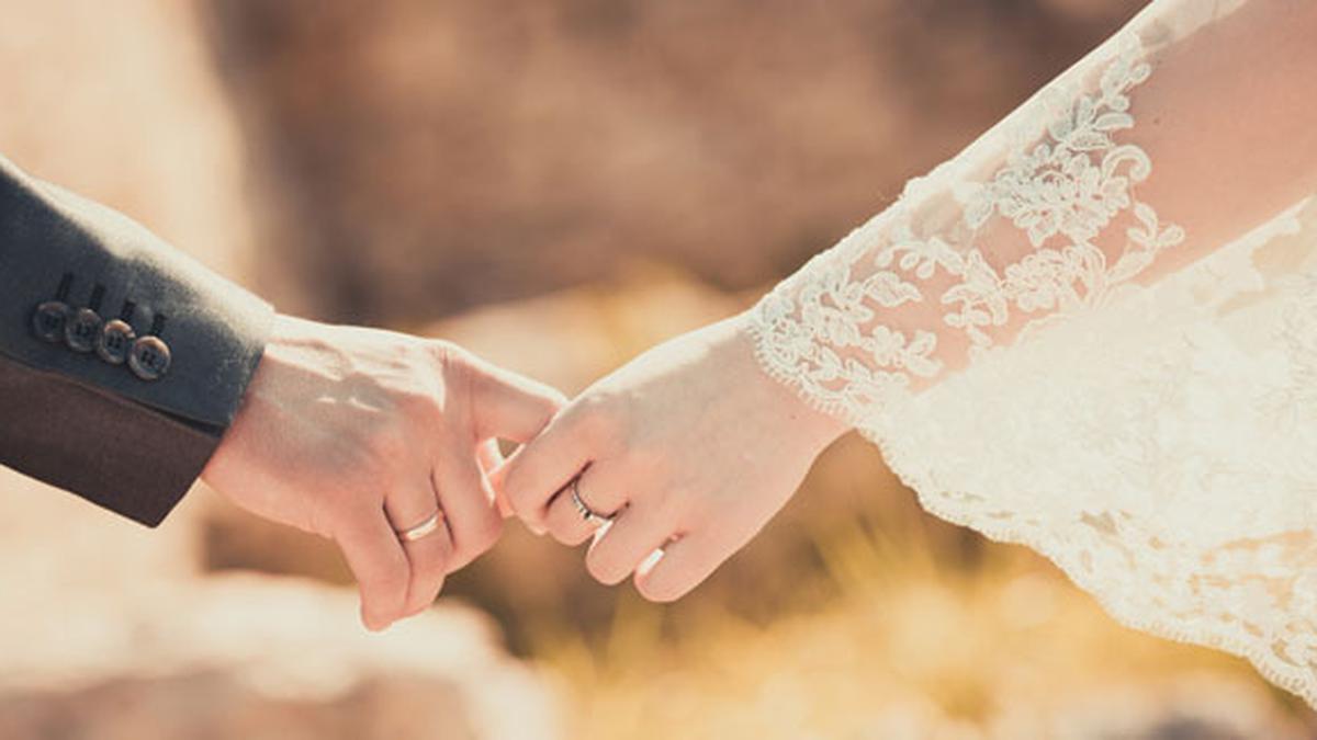 Dear Suami, Jangan Mengharap Pujian Saat Membantu Istrimu - Lifestyle ...