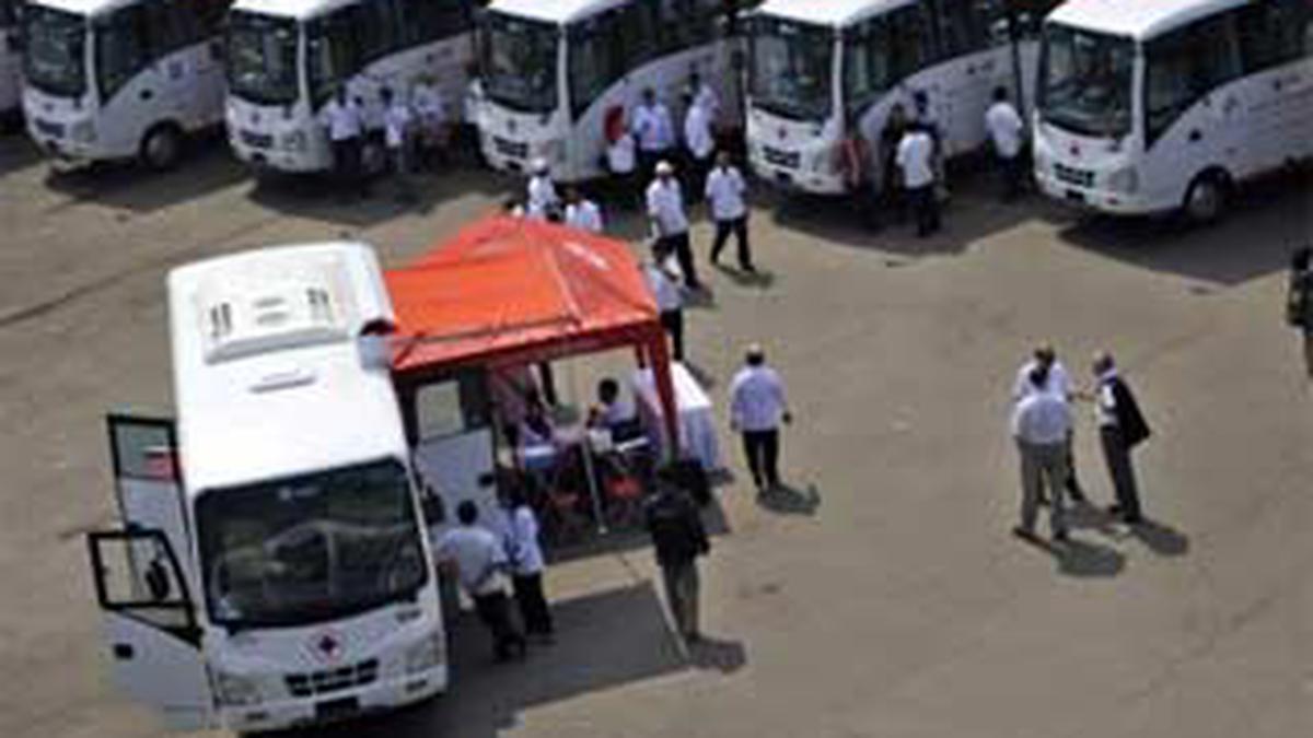 PMI Luncurkan 100 Mobil Donor Darah - News Liputan6.com