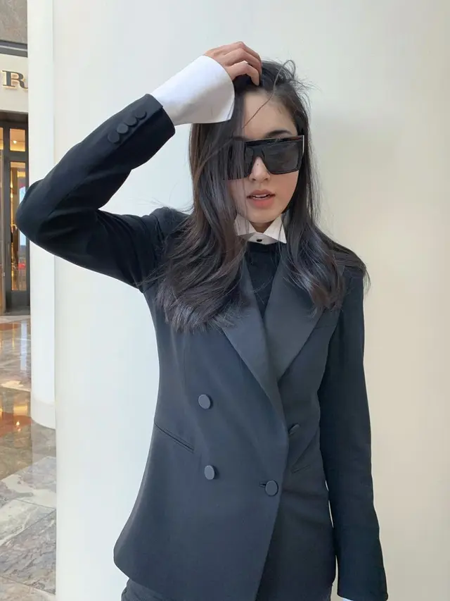 Tak Hanya Nong Poy dari Thailand, Ini 9 Perempuan Transgender Cantik ...