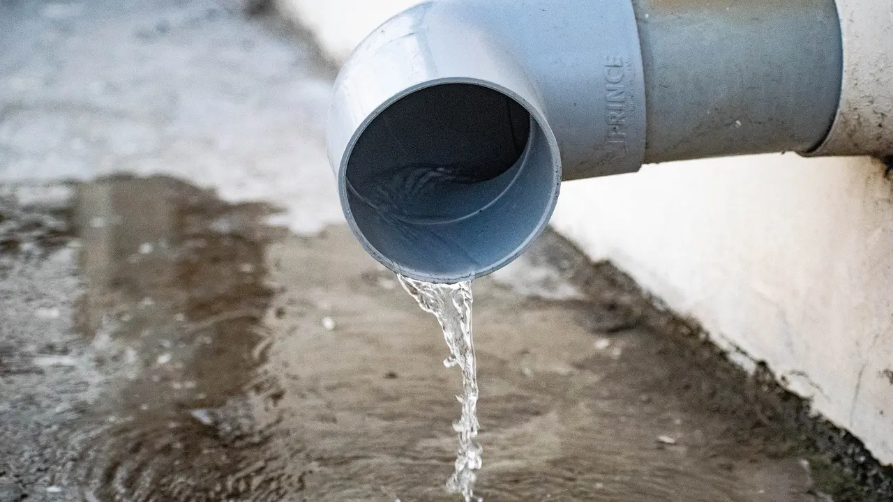 Fluida Adalah Zat dalam Bentuk Gas dan Cair, Kenali Sifat-Sifat dan ...