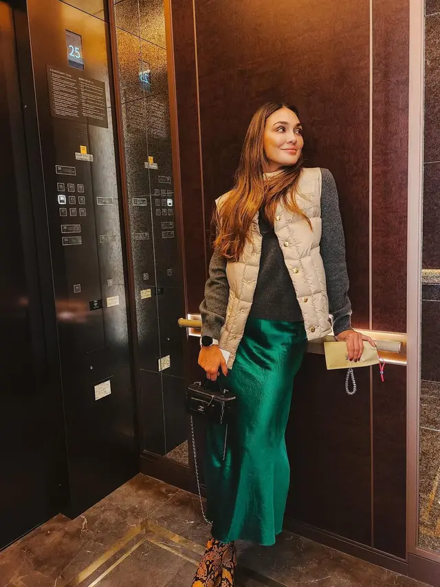 6 Inspirasi Padu Padan Outfit Warna Hijau ala Luna Maya, Stylish dan ...