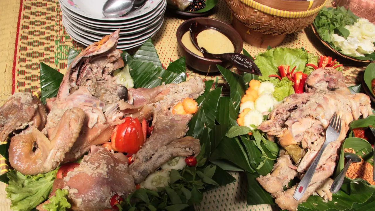 5 Resep Ayam Ingkung Jawa yang Enak dan Gurih, Lezat dan Simpel Dibuat ...