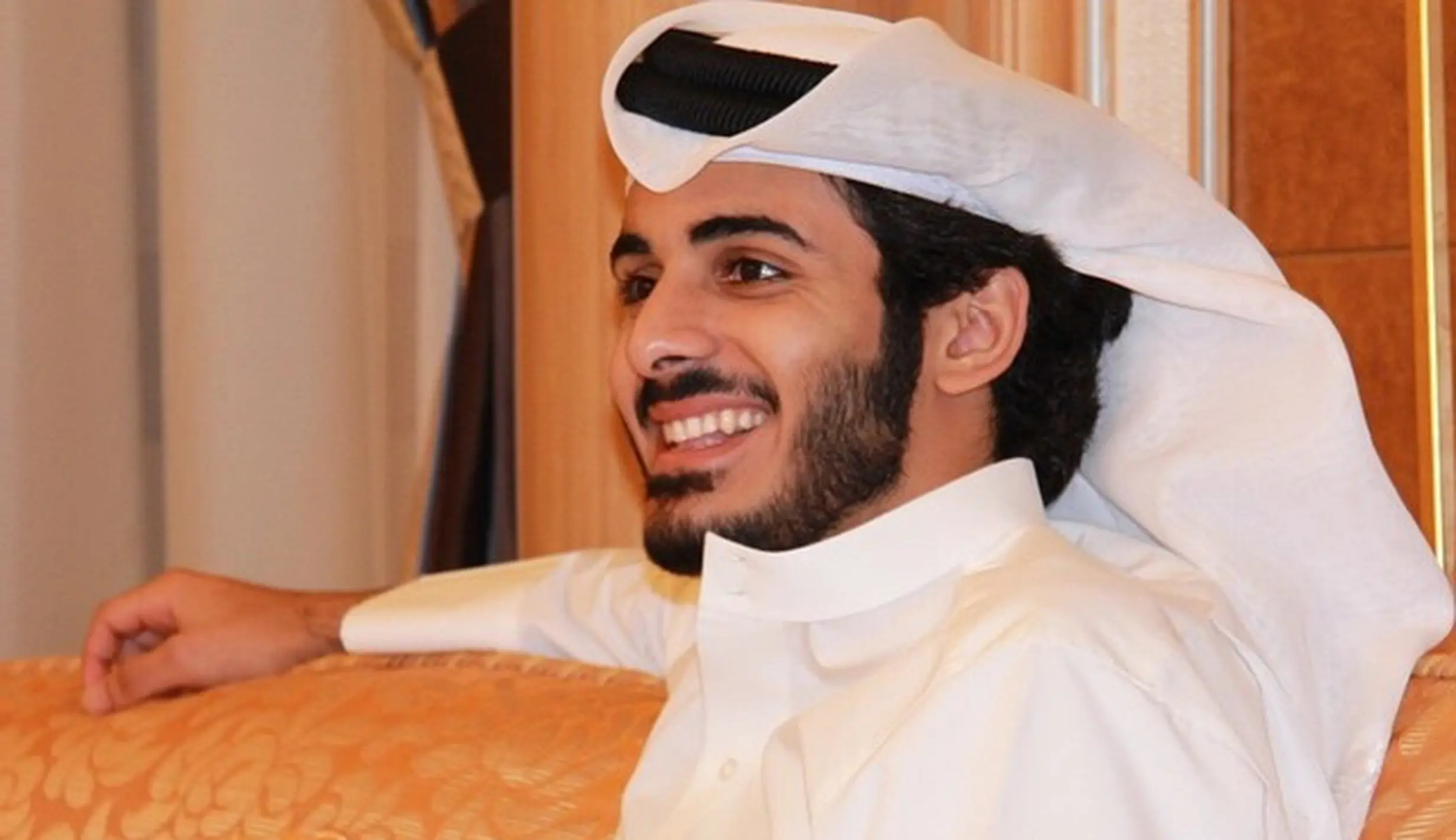 6 Potret Sheikh Khalifa bin Hamad, Pangeran Qatar Tampan dengan Gaya ...