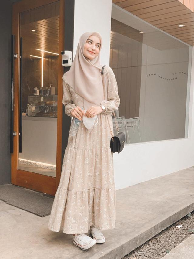 6 Potret Cut Intan Nabila, Atlet Anggar Disebut Kembaran Shireen ...