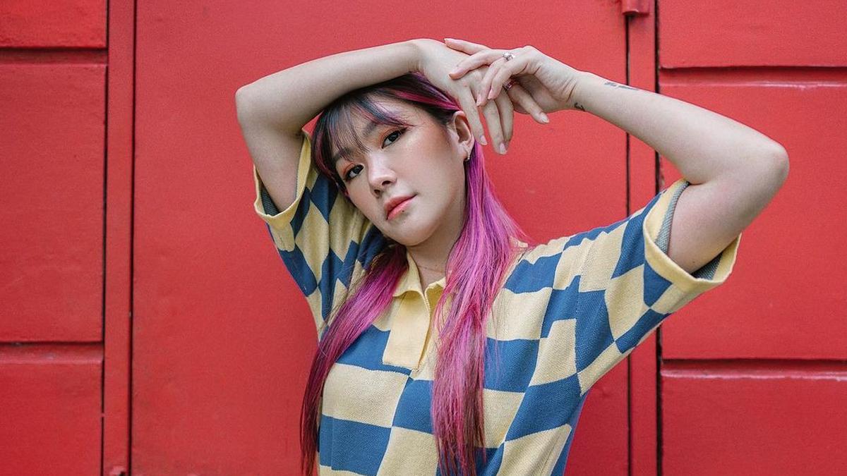 Mengenal Michimomo, Seorang Influencer, Pengusaha, dan Penerjemah BLACKPINK