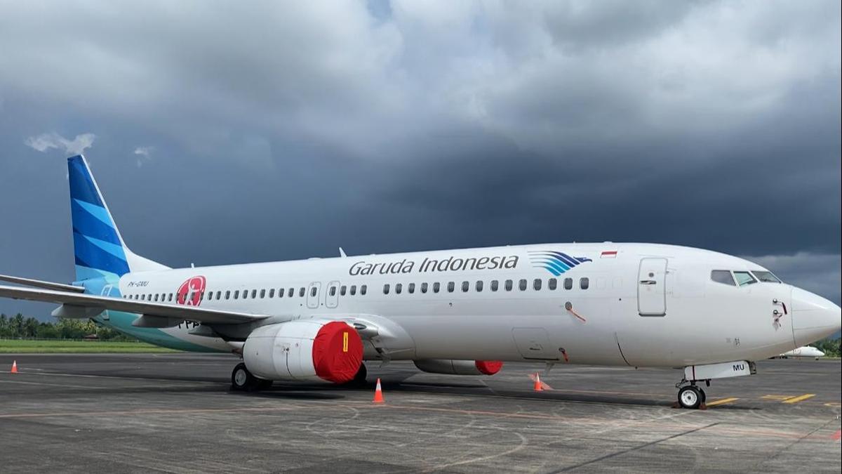 Akibat Kerusakan Mesin, Pesawat Garuda Tujuan Jakarta Kembali ke Manado ...