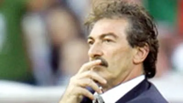 La Volpe Setuju Gantikan Basile - Bola Liputan6.com