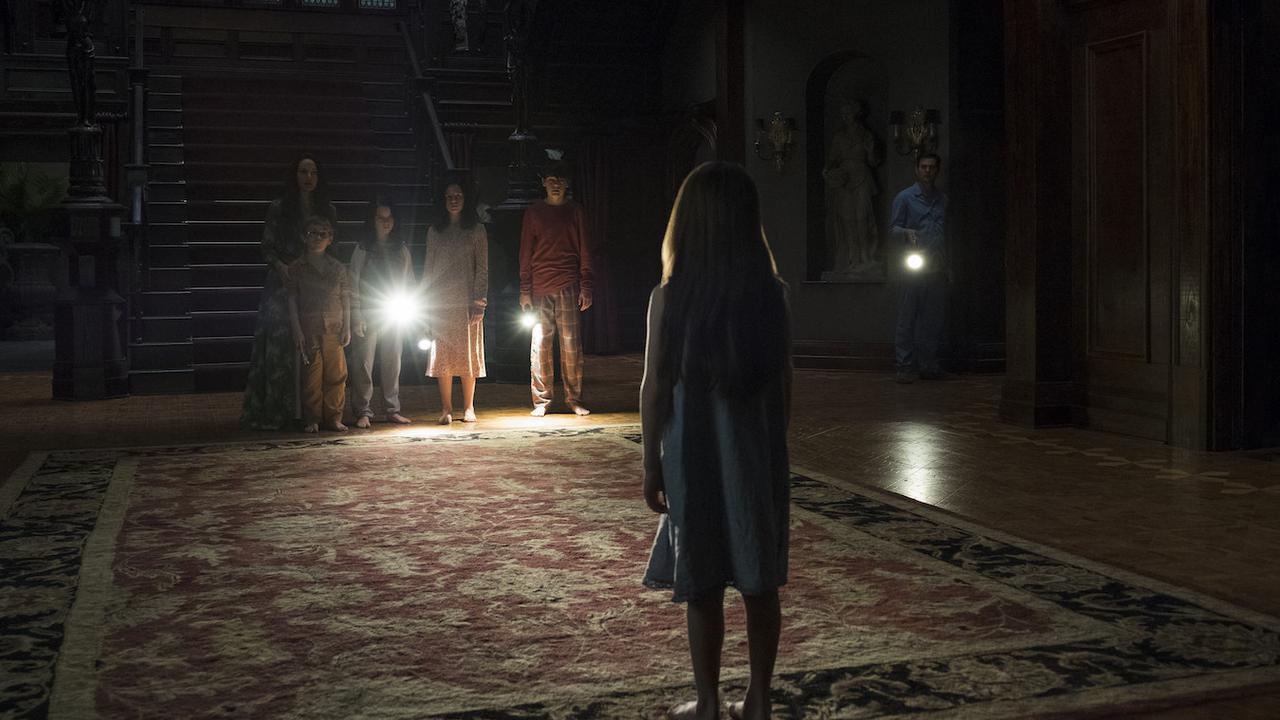 The Haunting of Hill House, Serial Horor Keluarga dengan Plot Mengejutkan