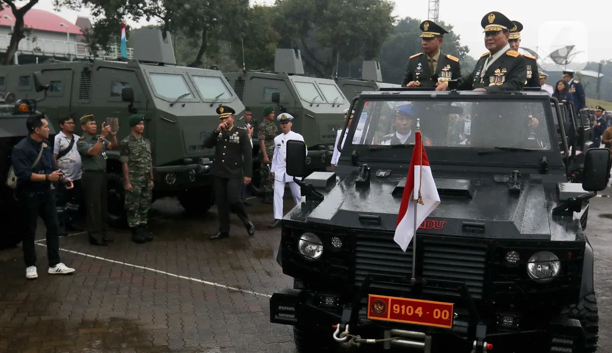 Menhan Prabowo Subianto Serahkan Ratusan Alutsista ke TNI - Foto ...