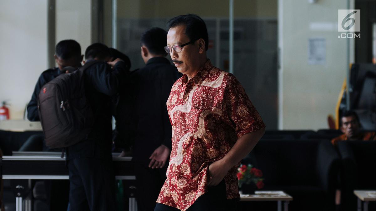 FOTO: Mantan Sekda Kota Malang Kembali Diperiksa KPK - Foto Liputan6.com