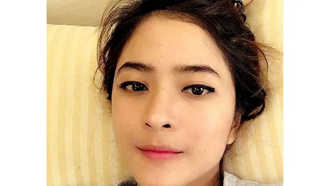 7 Potret Lawas Angelina Ci Kekasih Dodit Mulyanto, Pacaran 9 Tahun - Hot Liputan6.com