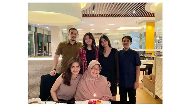 6 Potret Harmonis Cut Tari dan Richard Kevin ketika Rayakan Ultah Anggota Keluarga - Hot ...