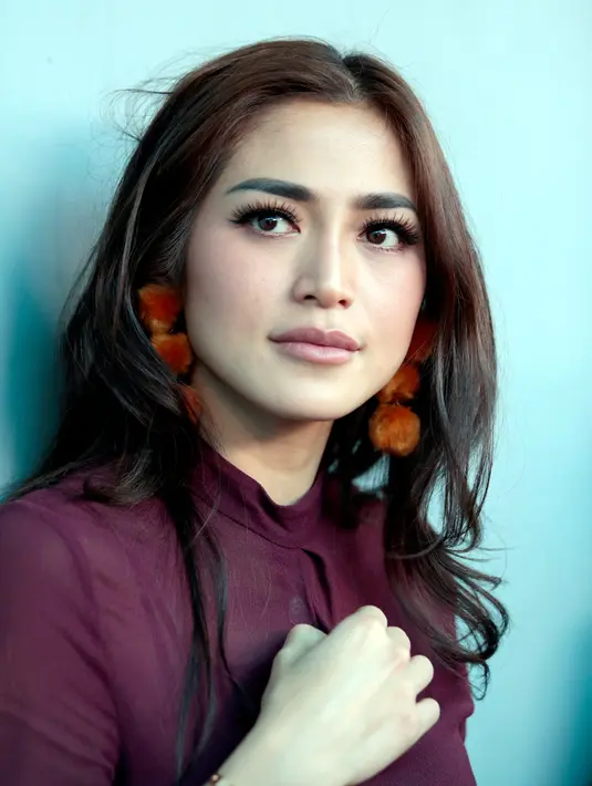 Lucu, Begini Tanggapan Jessica Iskandar Soal Geng Bule Ayu Ting Ting ...