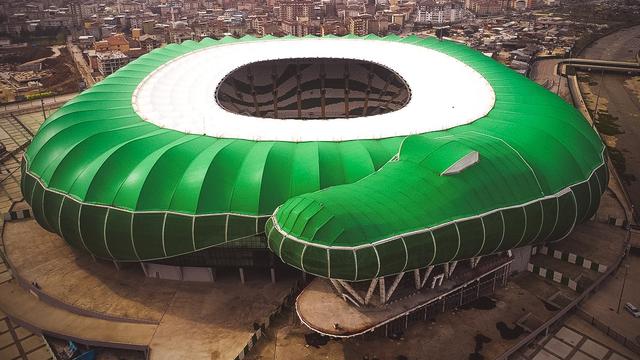 7 Stadion yang Memiliki Desain Unik, Ada yang di Indonesia - Dunia Bola.com