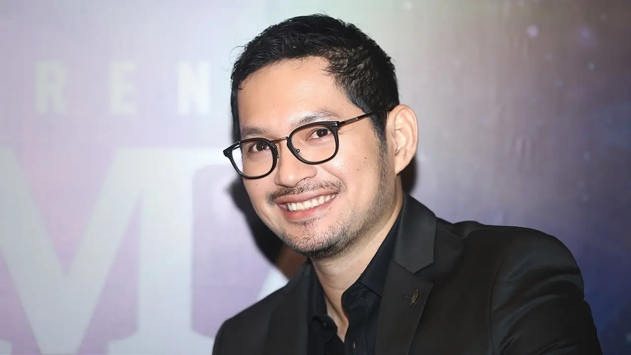 Profil, Agama dan Potret Evan Sanders Aktor Populer di Serial Ikatan ...