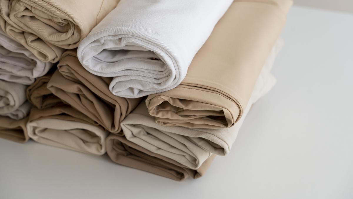 5 Jenis Furing Kebaya yang Adem, Menyerap Keringat dan Tidak Gatal ...