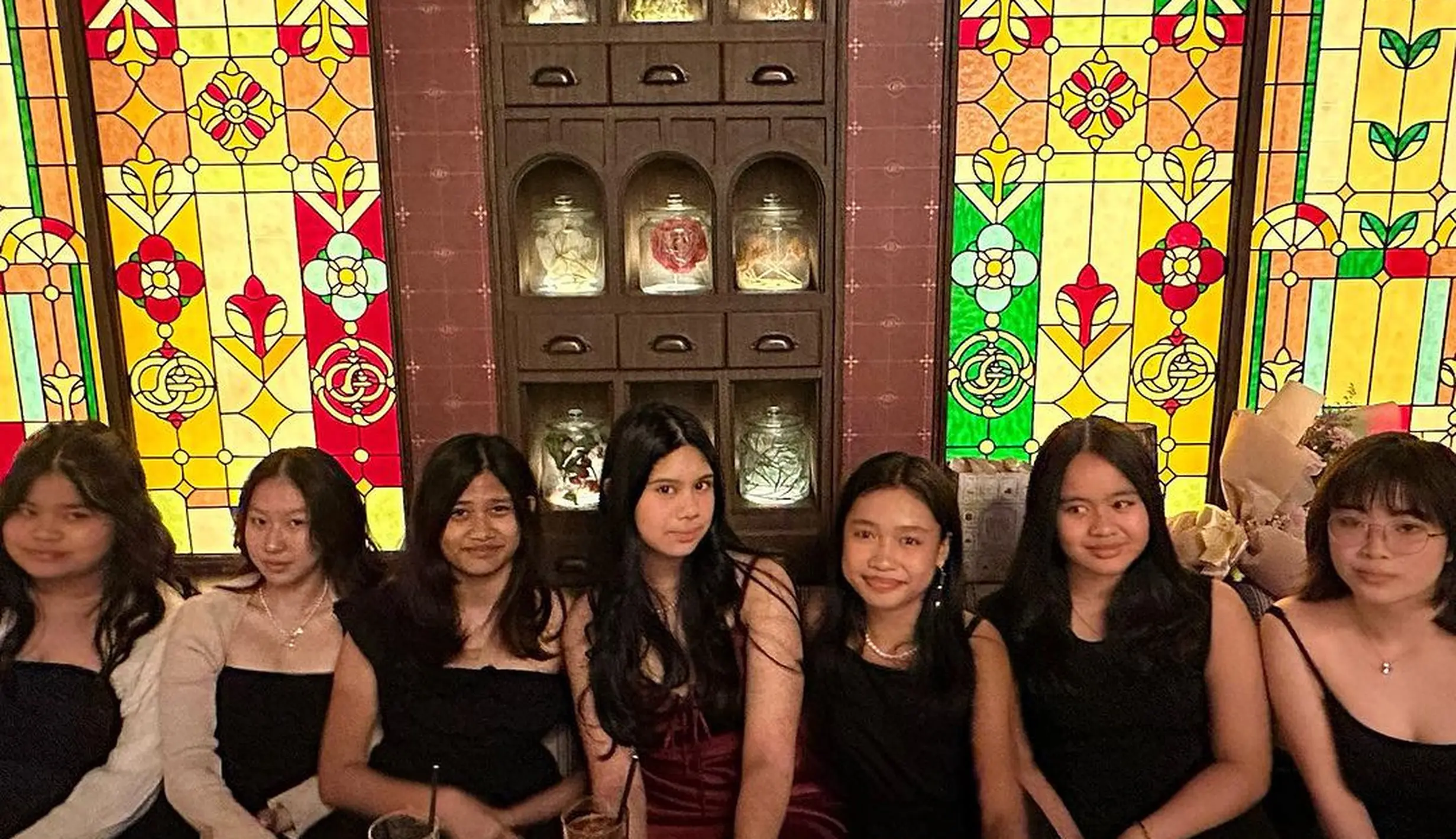 Gaya Anggun Almira, Putri Annisa Pohan dan AHY yang Terlihat Lebih Dewasa Kenakan Dress Saat ...