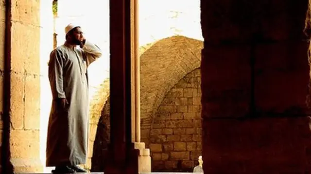 Adzan Merdu Beserta Lafaz Arab, Latin, dan Artinya bagi Muslim - Hot ...