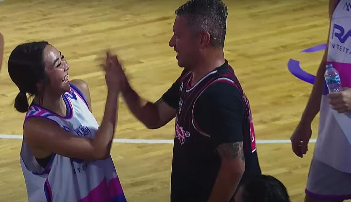 Keakraban Gading Marten dan Gisella Anastasia saat Tanding Basket ...
