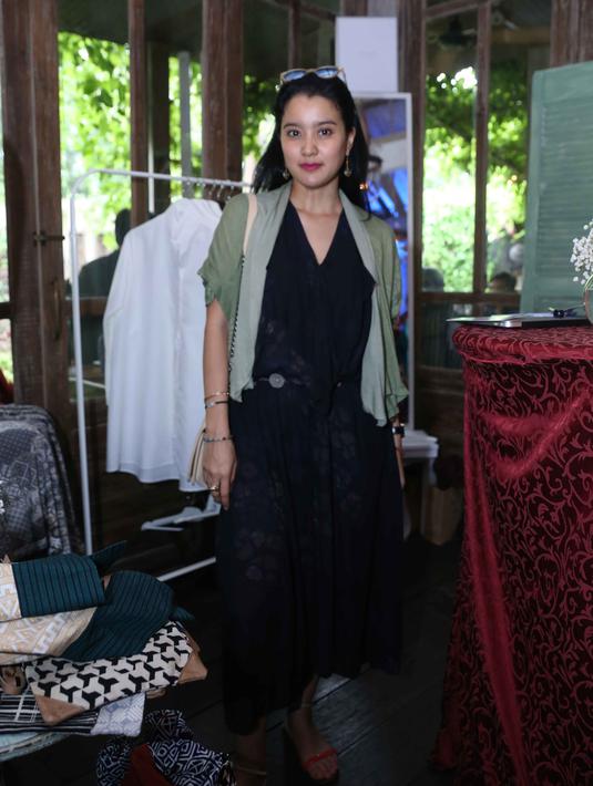 Titip Anak, Marcella Zalianty Percayakan pada Mama - Photo Fimela.com