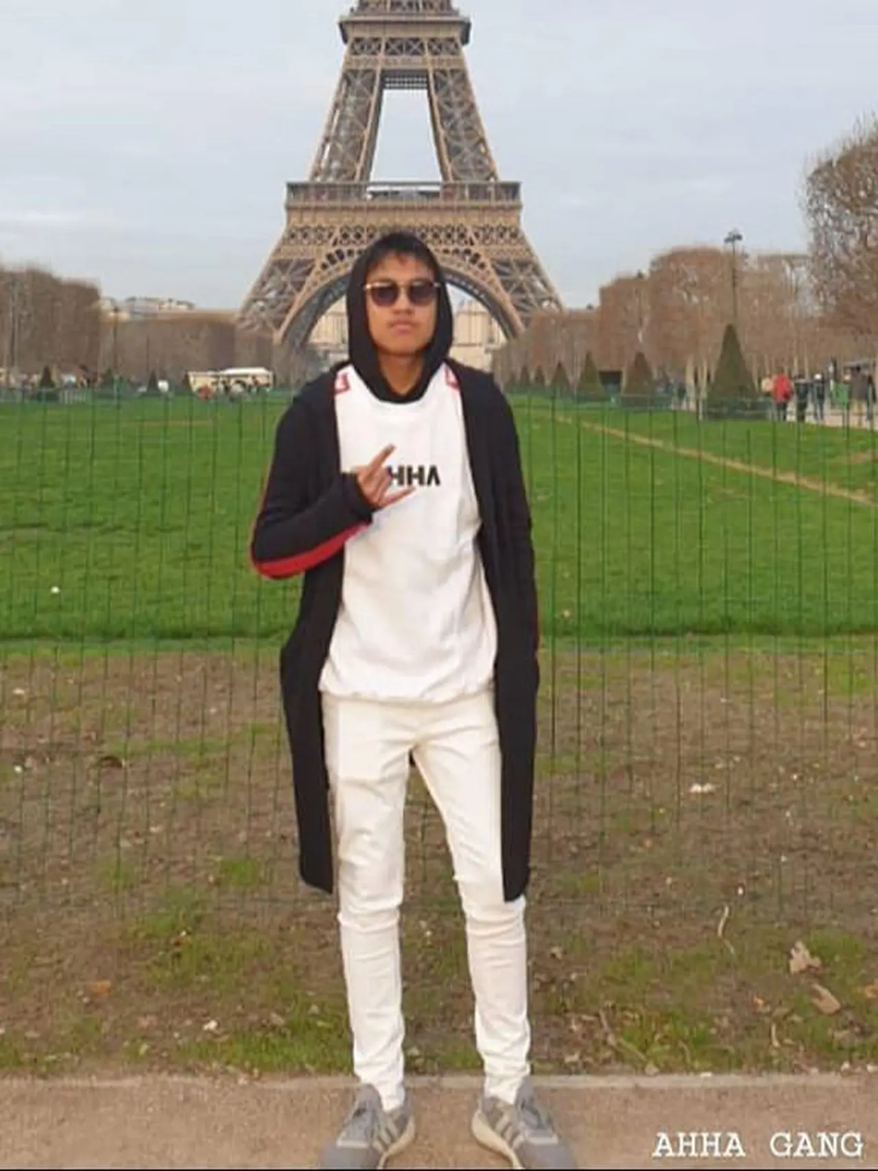 Ikuti Jejak Sang Ayah, Ini 6 Potret Hugo Anak Sulung Ian Kasela - Hot ...